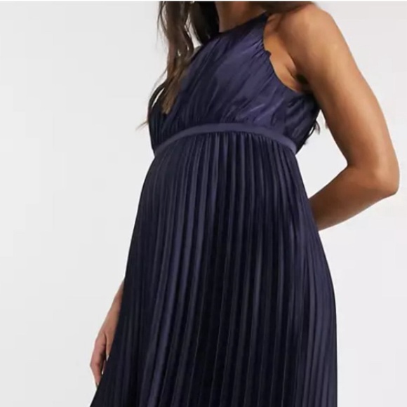 Chi Chi London | Dresses | Chi Chi London Maternity Maxi Dress Formal ...